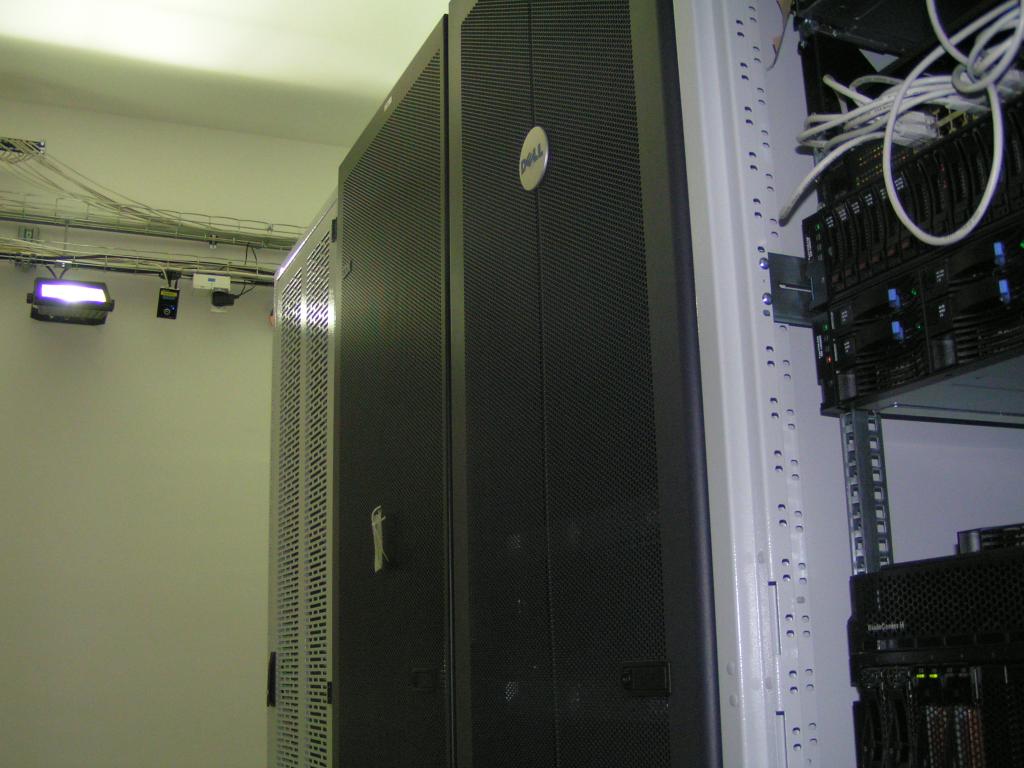 Server room ~ COOLHOUSING s.r.o.